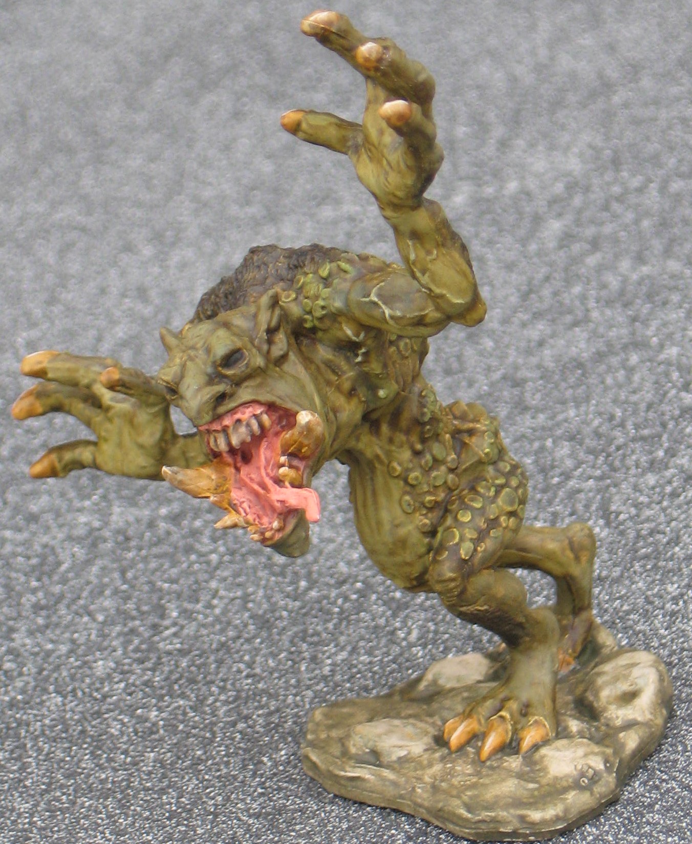 Miniature Monday – Pathfinder Troll | Caffeineforge